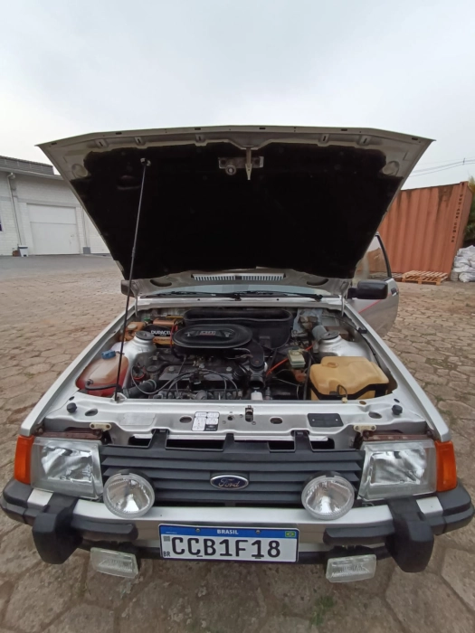 Ford Escort XR3 - Anúncios para Alta performance